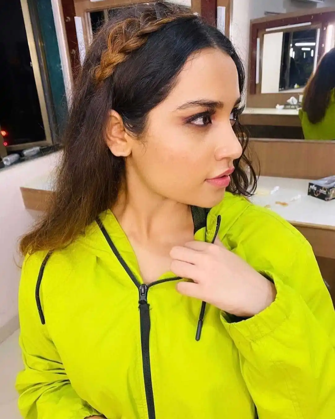 Aarya Jadhao | Age, Poet, Birthdate, Rapping, MTV Hustle