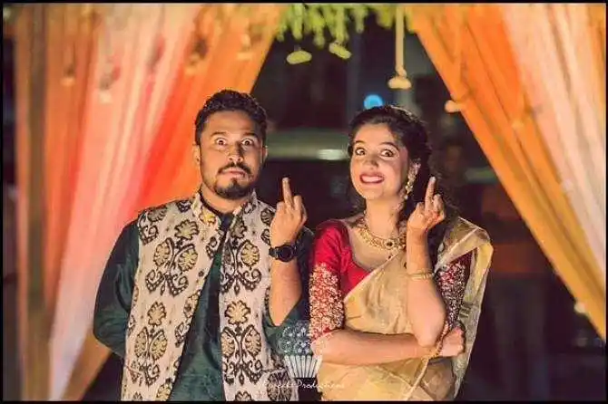 Abish Mathew Stand-Up Comedian Bio Age Family Wife Struggle