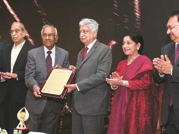 Azim Premji | Career, Age, Family, Education, Biography