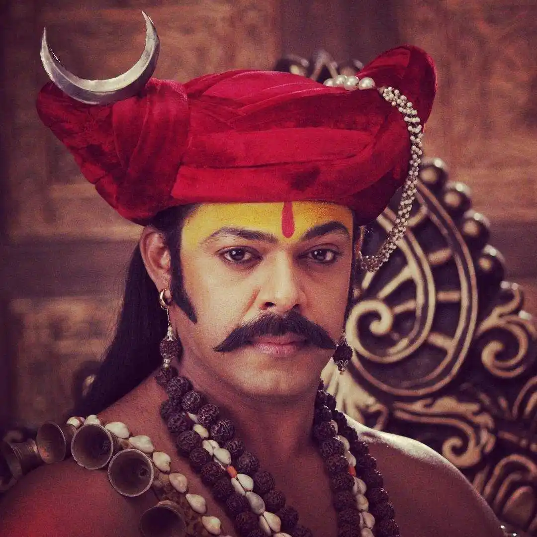 Devdatta Nage - Wiki, Biography, Net Worth, Career, Controversy, Family, Wife, Son and More