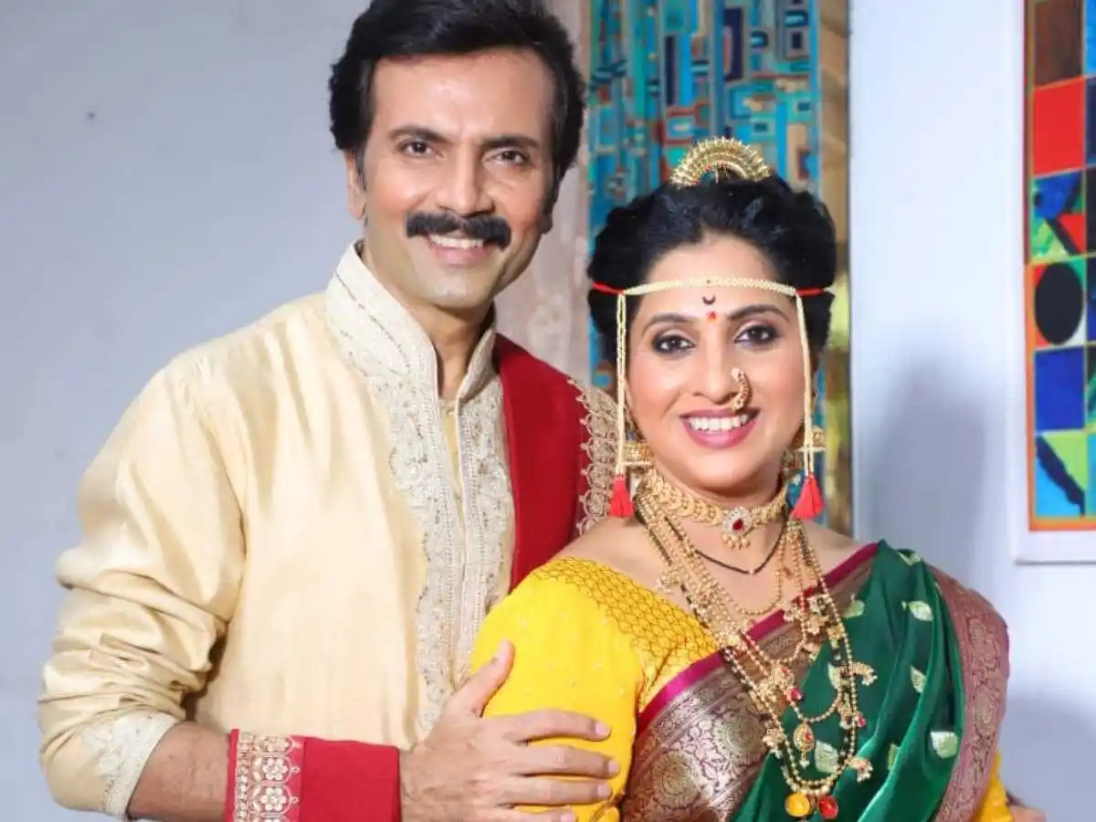 Aai Kuthe Kay Karte - Plot, Cast, Crew and More