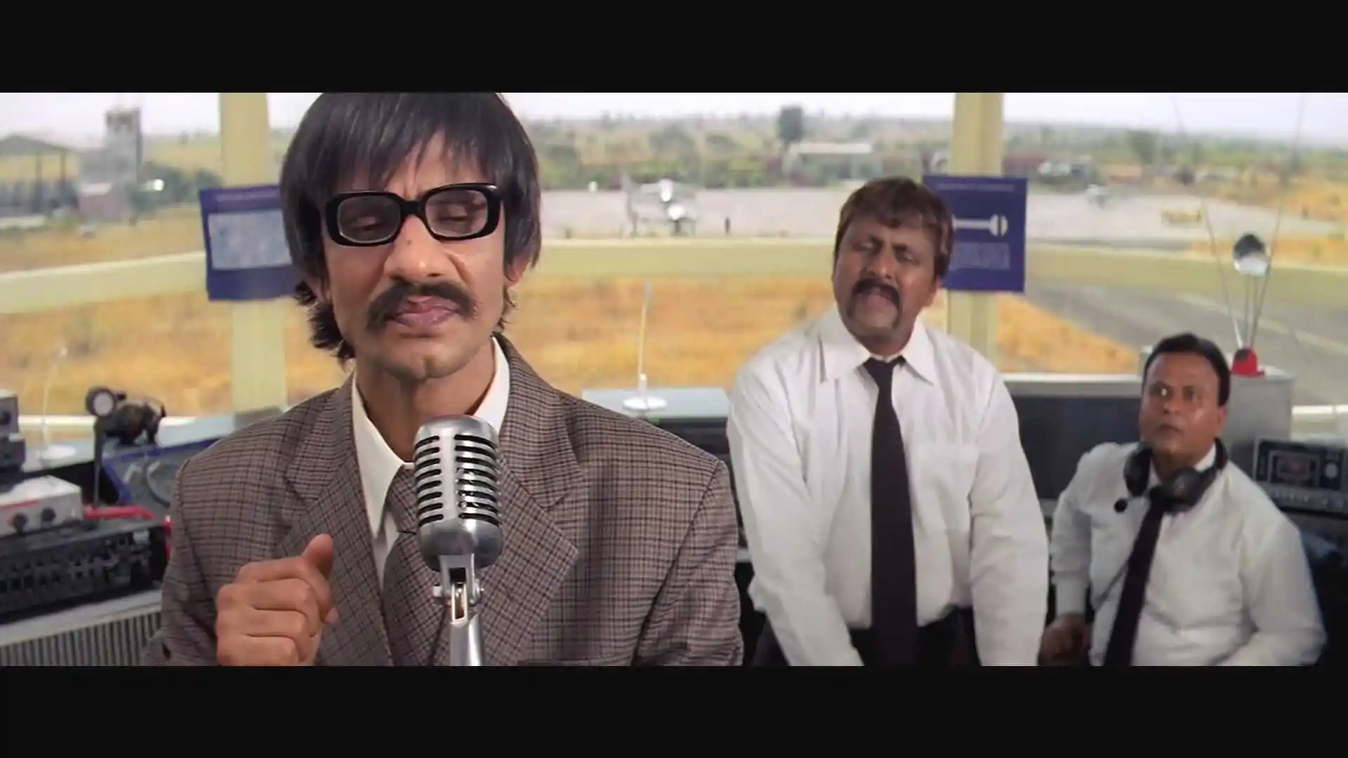 Dhamaal Movie | Cast Actors Characters Location Watch Online